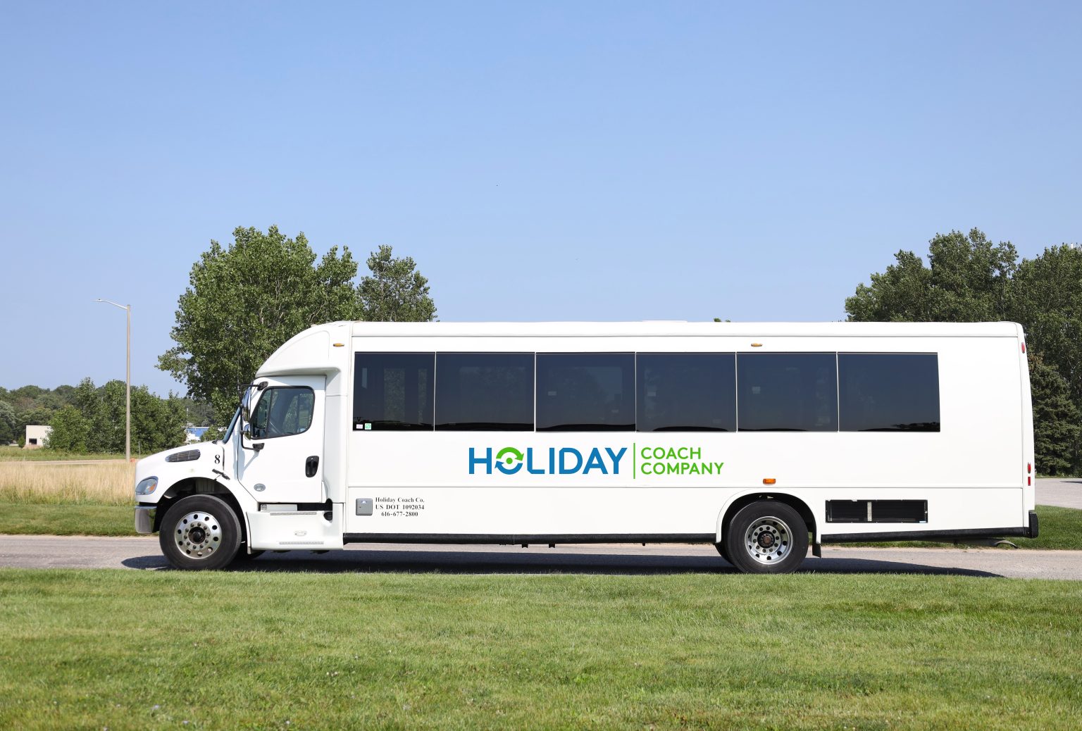 Lansing, Mini Bus Rental - Holiday Coach